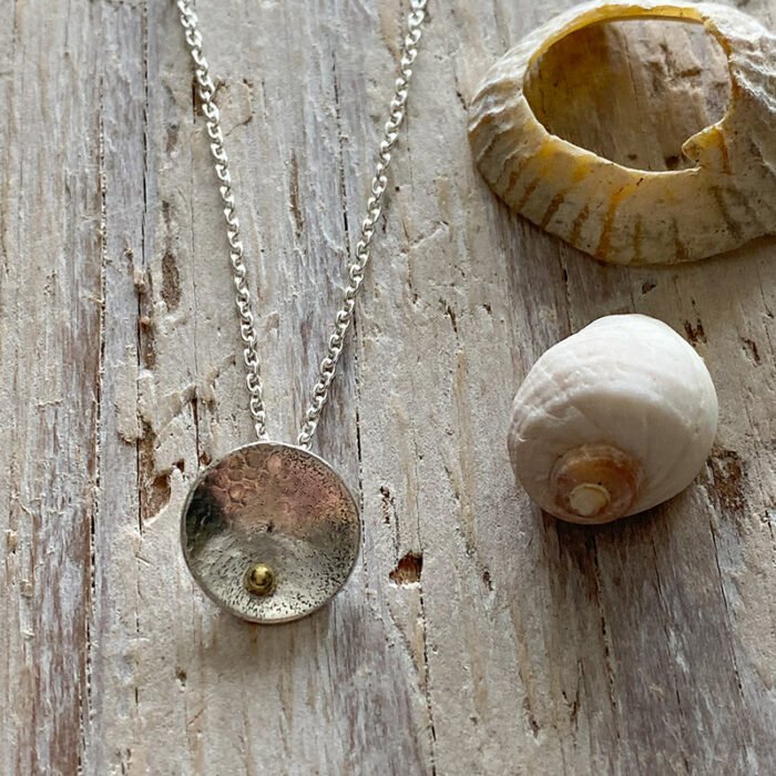 Beaches Circle Pendant - Beachcomber Jewellery